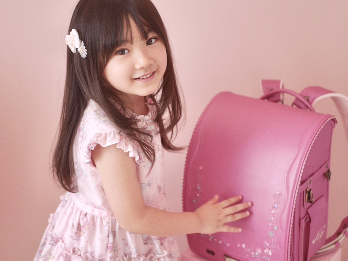 【ランドセル選び】ピンク大好き! ガーリーなお洋服も大好き! 「ラベンダーピンク」のランドセル - sesame
